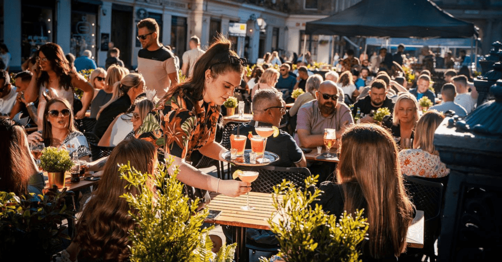 Outdoor Dining In Scotland Boosted By Removal Of Red Tape - Benholm